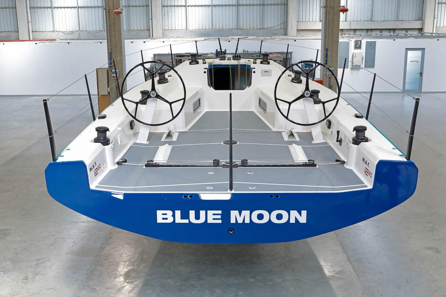 M.A.T 1220 "Blue Moon", a very special 12 meters - Armare Ropes